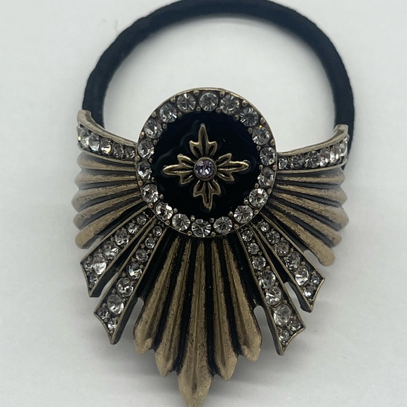 Chloe + Isabel | Accessories | Chloe Isabel Art Deco Ponytail Holder ...